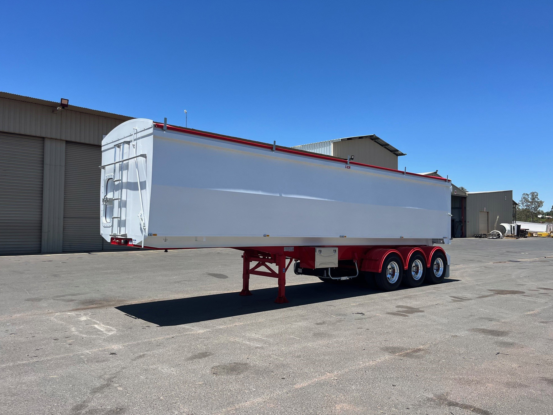 CHASSIS TIPPERS - MARS Transport Equipment